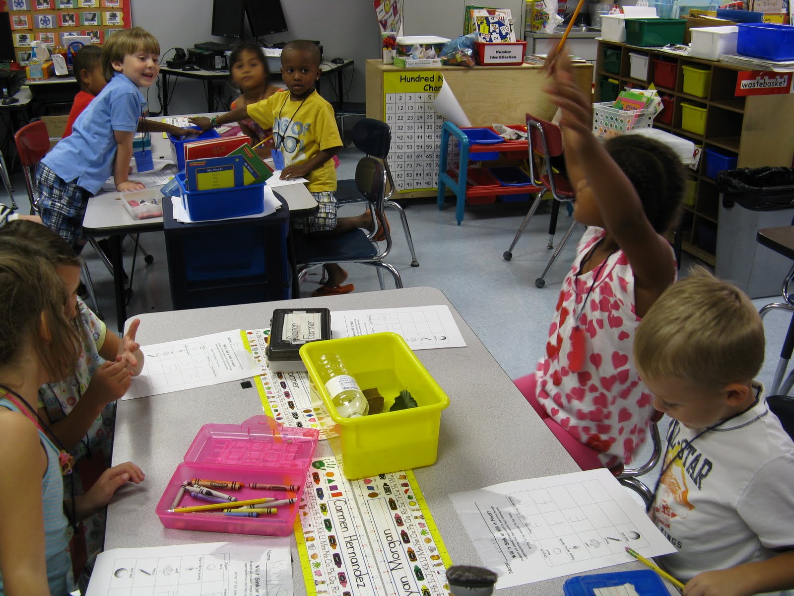 Mrs. Morgan's Kindergarten Class: Science Experiments!