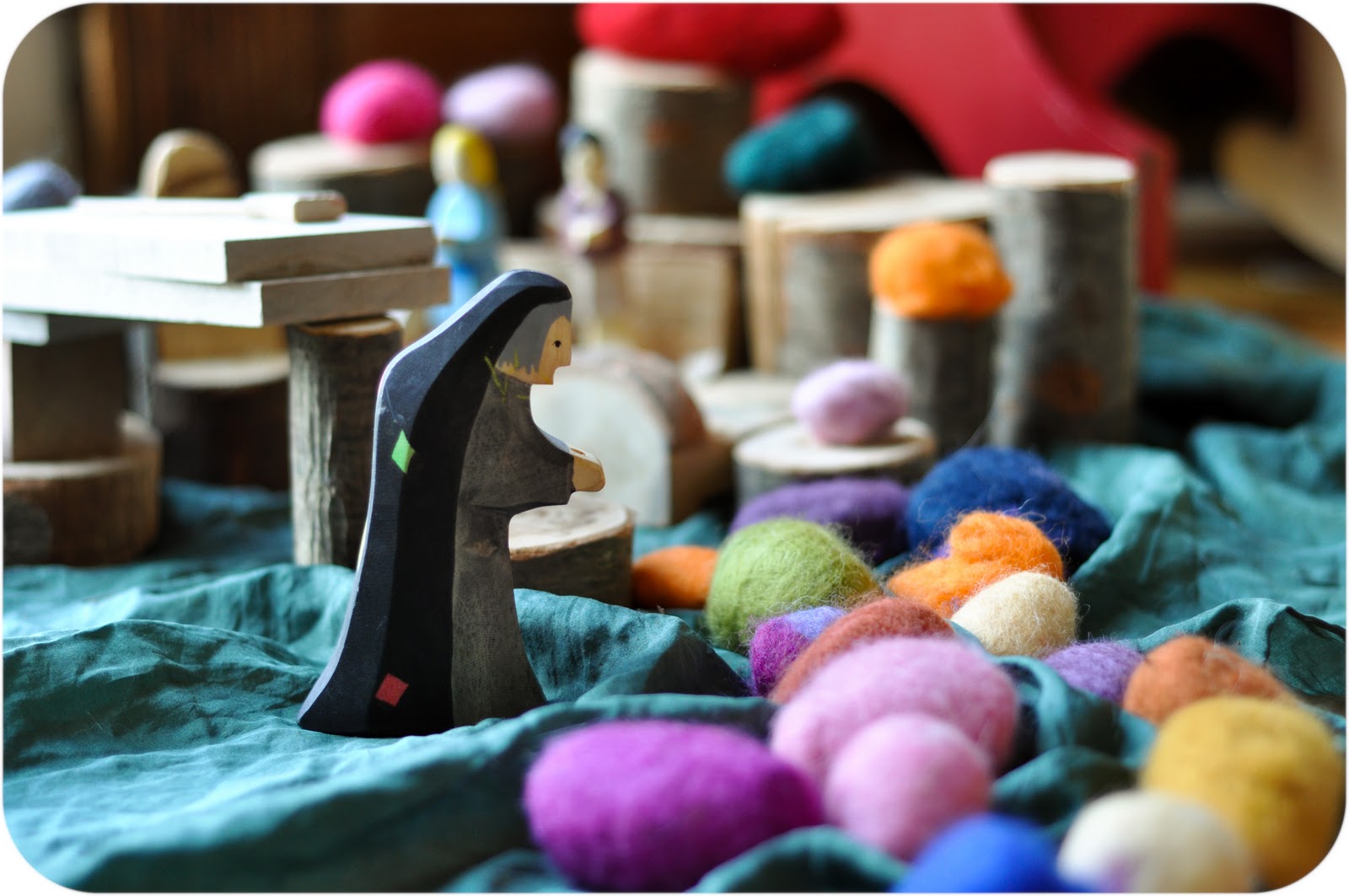 last week’s felting fun (felted rocks)