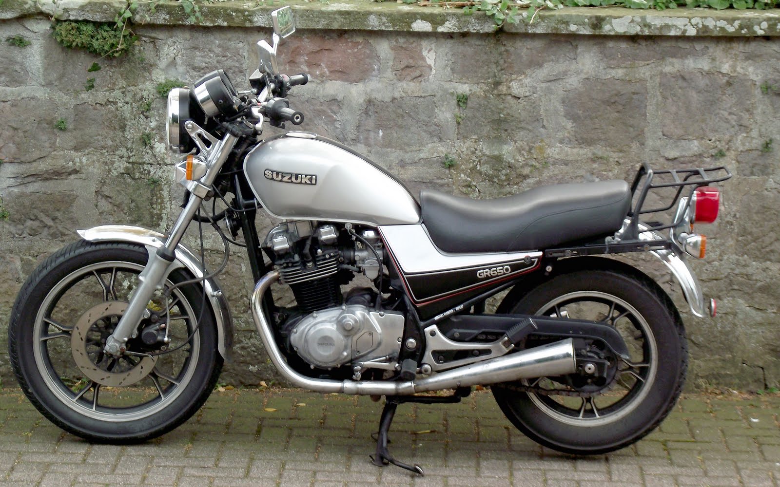 handmademotorcycle: Suzuki GR 650 NO RETRO