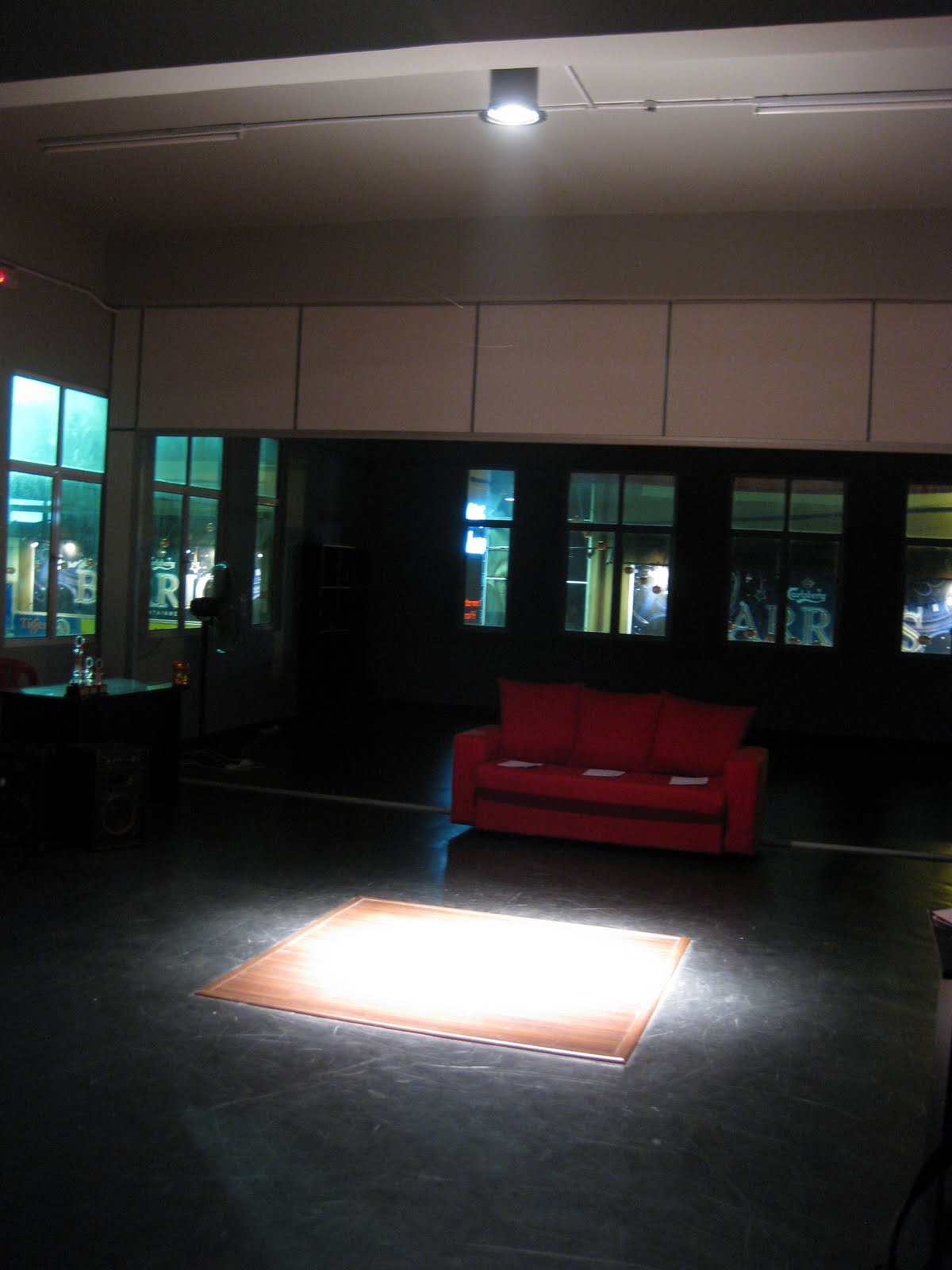 100%Dance Studio: 100% Dance Studio