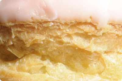 Mashmoom: Saint-Honore Rose religieuse , Laduree