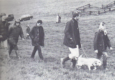 "Tweedland" The Gentlemen's club: SLOANE RANGERS