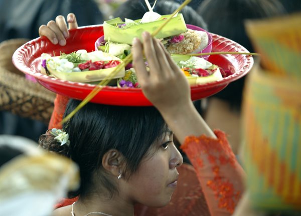 BUDAYA BALI: TARI BALI - SEKAR JAGAT