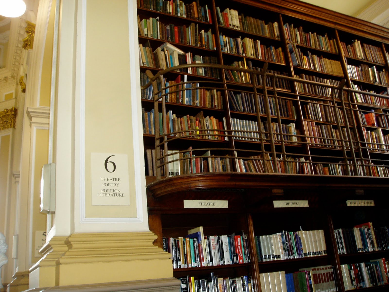 Libraries, Archives and Accents, Oh my!: Edinburgh Central Library