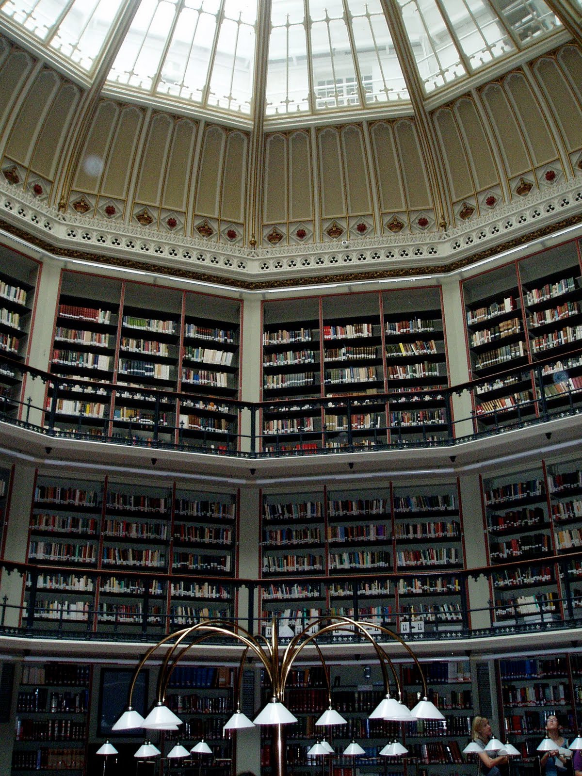 Libraries, Archives and Accents, Oh my!: King's College Maughan Library