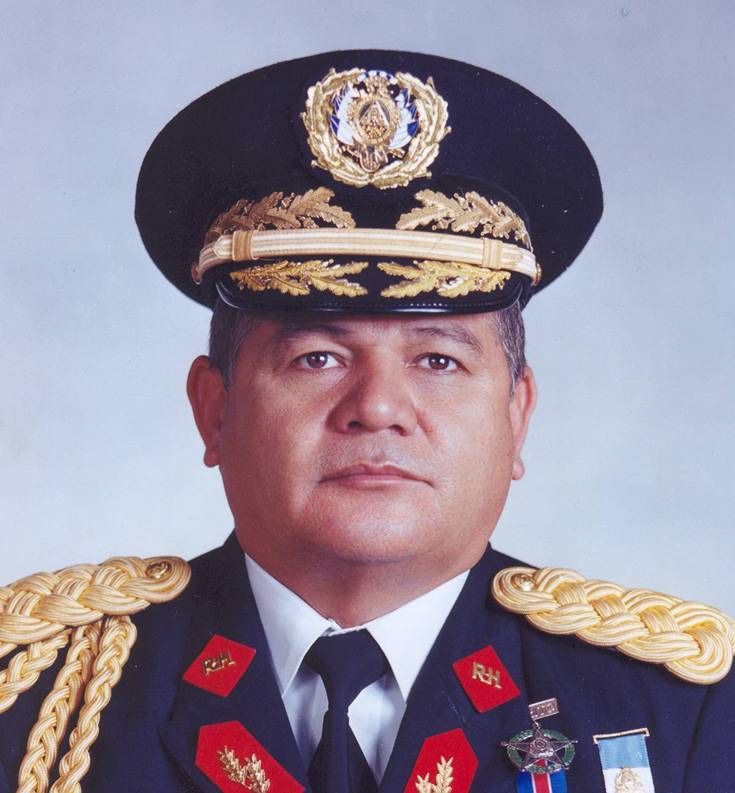 ROMEO VASQUEZ: ROMEO VASQUEZ Heroe de Honduras