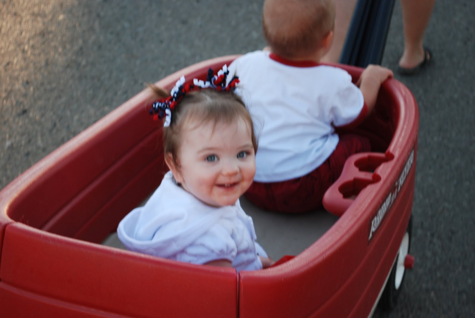 This is My Blog Attempt: Teagan and Matthew in the Wagon