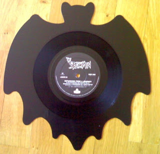 Plunder the Tombs: Specimen – Batastrophe EP (Sire Records, 1983)