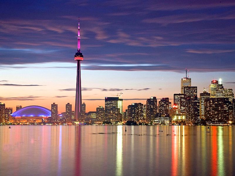 Ingeniería y Computación: Torre CN de Toronto, una de las Siete ...