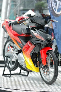tRy to shuT me up: yamaha LC 135 modified pict