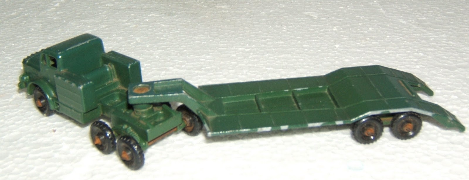 MM2010e Gallery: 58 Matchbox Centurion Tank and Tank Transporter