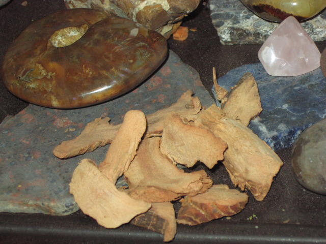 Conjured Cardea: High John, Southern John, and Little John-Which John ...