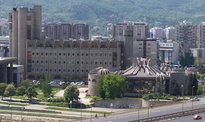 NOTHING AGAINST SERBIA: Skopje and my favorite buildings