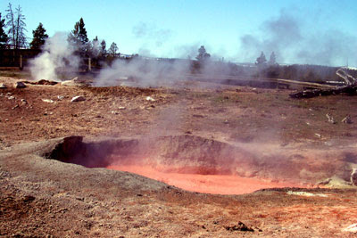 Virtual Field Trip to Yellowstone National Park: Stop 7: Red Spouter