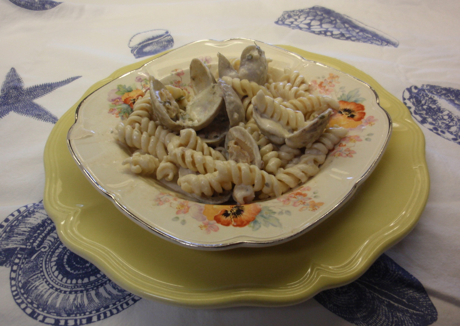 Everything Coastal: Yum! Clam Linguine