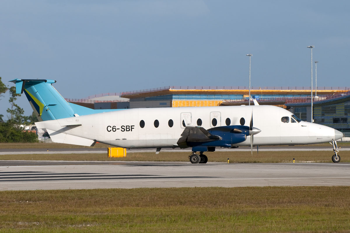 Spotter-Reports: Sky Bahamas Air B190 C6-SBF - Nassau Report