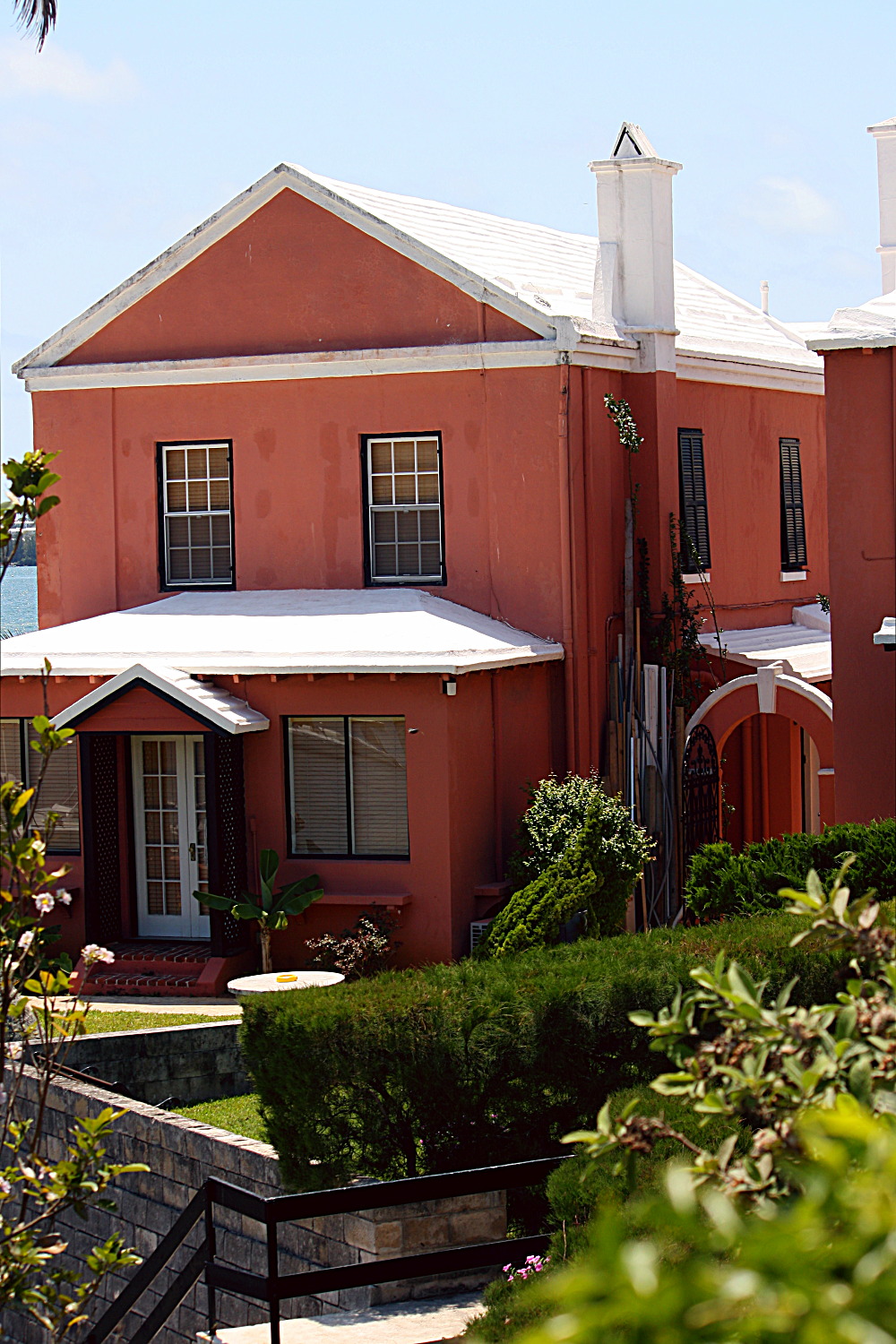 Housepeepers: BERMUDA HOUSES
