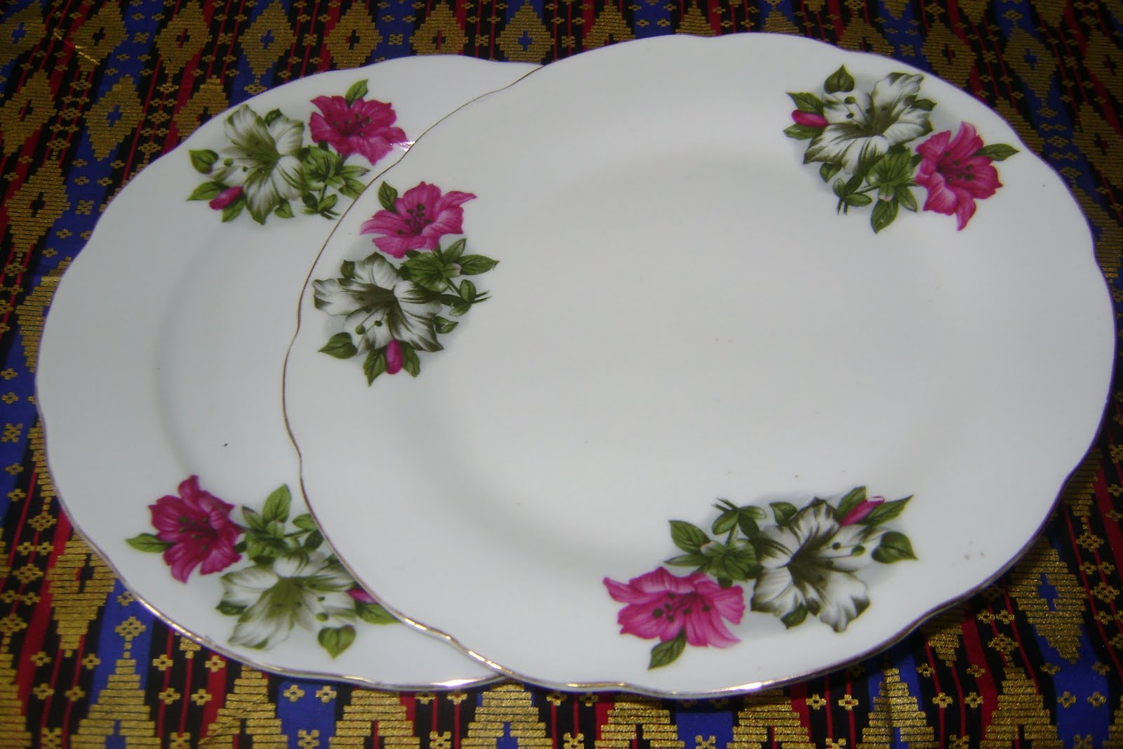 WARISAN NENEK: Pinggan Bunga Kangkung