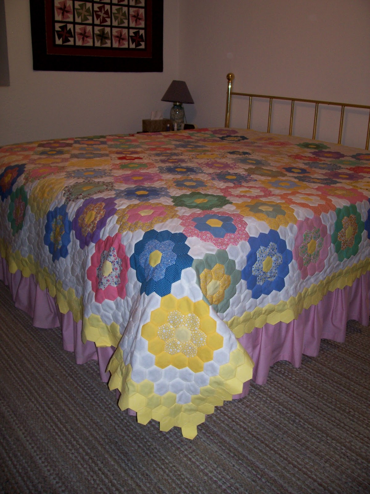 JoQuilter's Blog: My large hexagon quilt #2