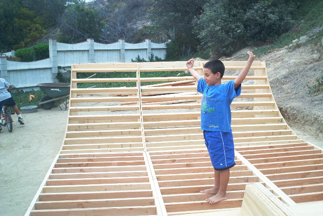 Daren Sefcik: Homemade Skateboard Halfpipe