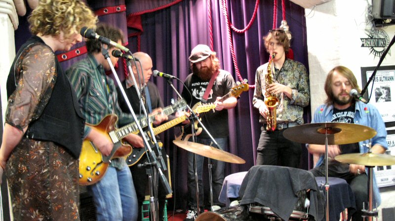 Cat Politics: September 2010