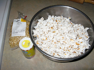 One Little Word She Knew: Homemade Popcorn