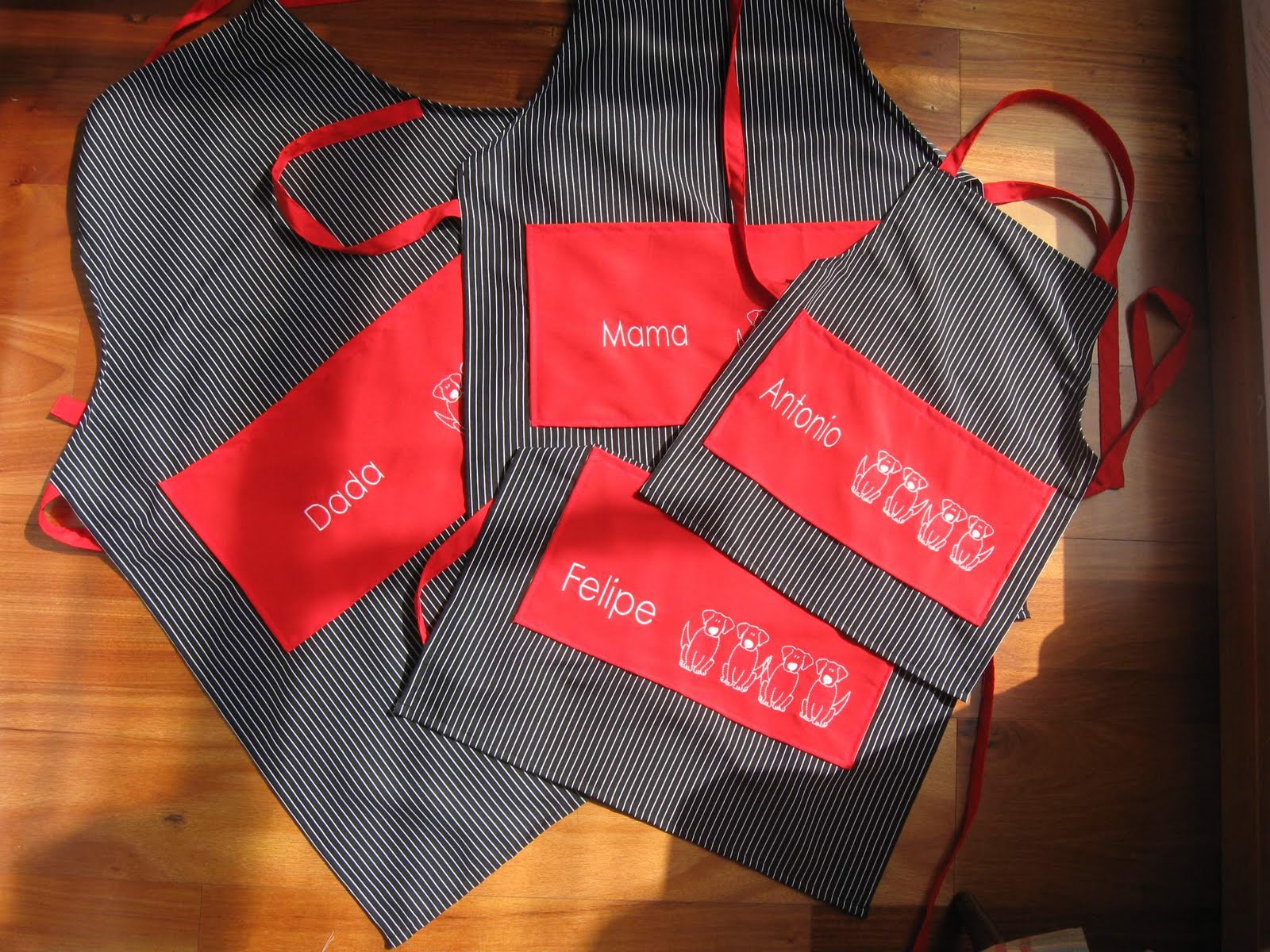 Handy Mom: Delantales personalizados para toda la familia