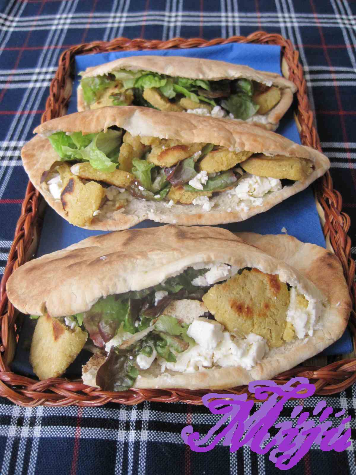 EL BOCADO DE LA HUERTA: PAN DE PITA RELLENO