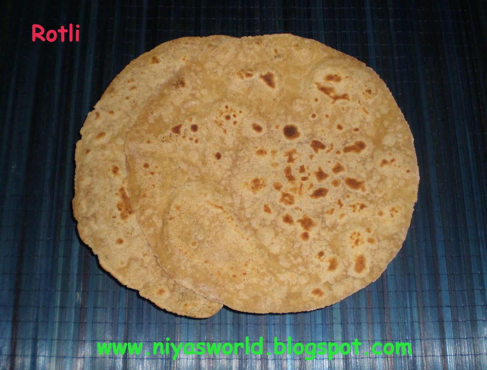 Niya's World: Rotli ( Parsi Cuisine )