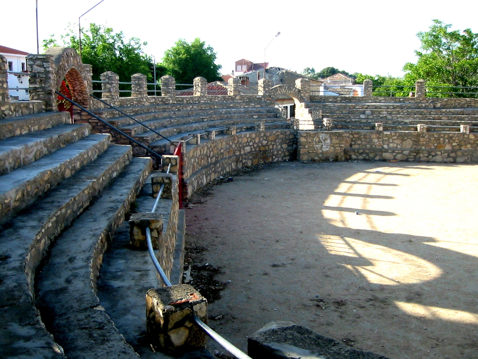 Toro, Torero y Afición: Plaza de toros de Montalbo (Cuenca)