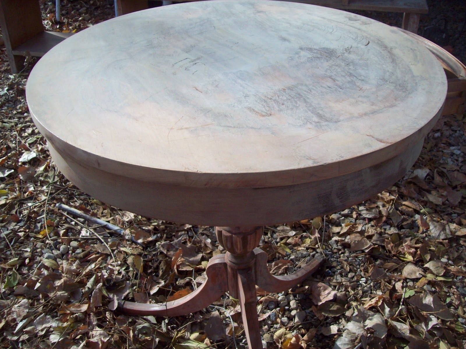 It's Just My Imagination: Two cute tables