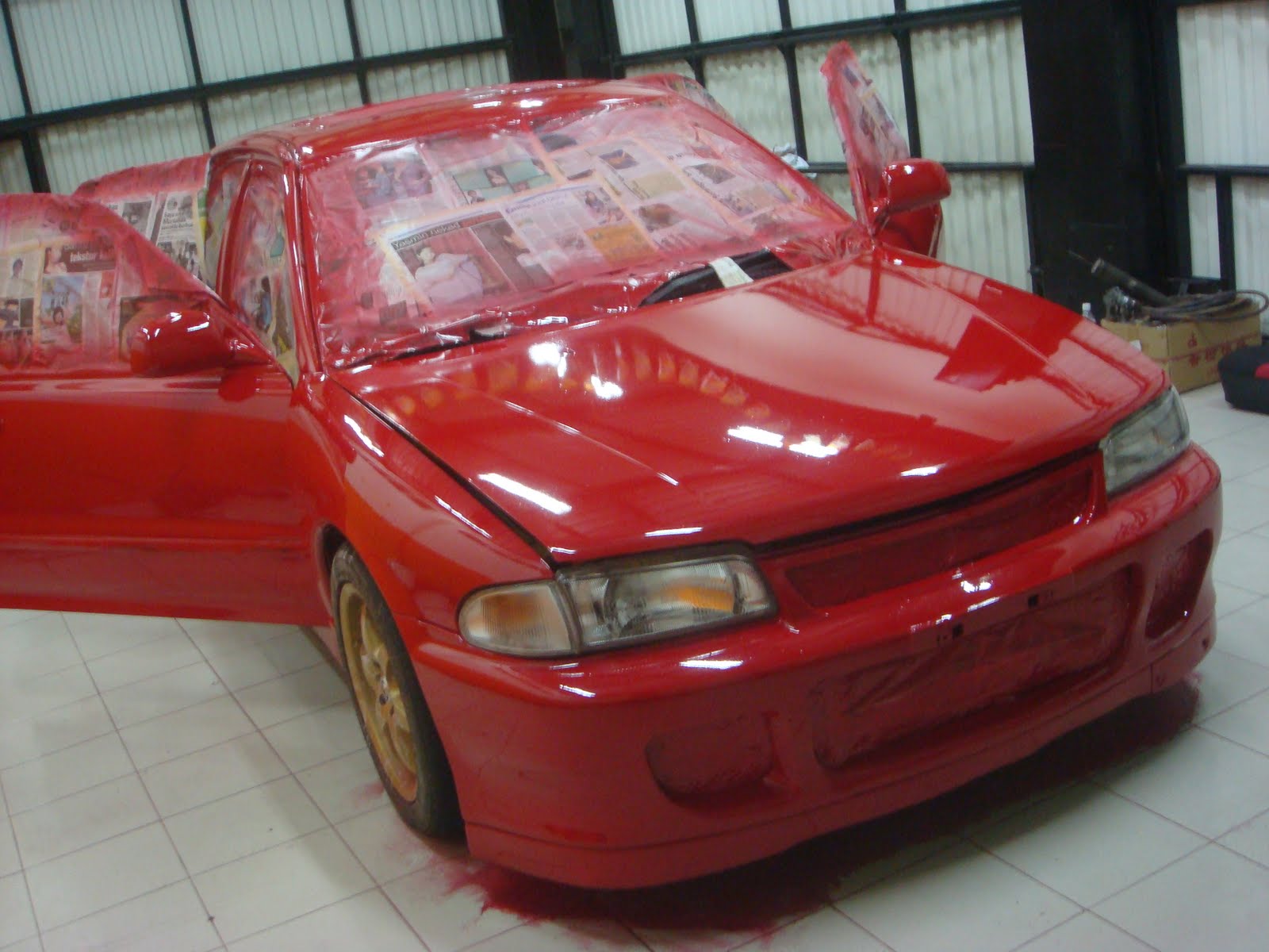 Kuacie Airbrushing: Proton Wira GSR (ferrari red + diamond effect)