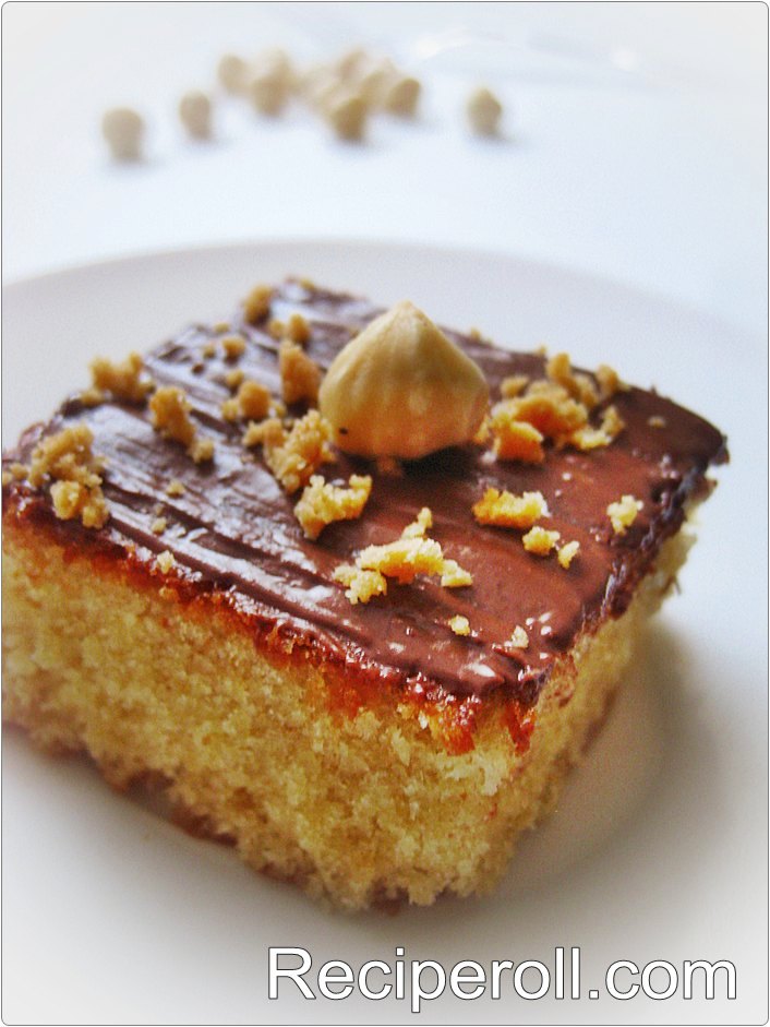 Vanilla Hazelnut Cake