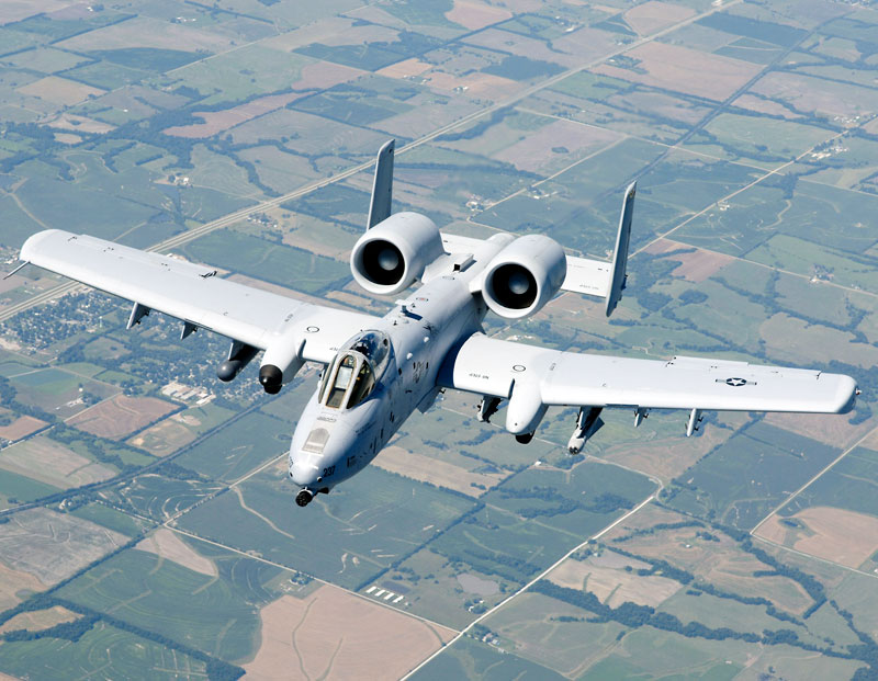 En el aire: A-10 Thunderbolt II