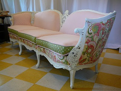 Furniture Feature Friday - A Favorite & A Link Party | Miss Mustard Seed