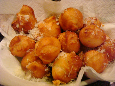 Smoky Mountain Café: Cheese Beignets