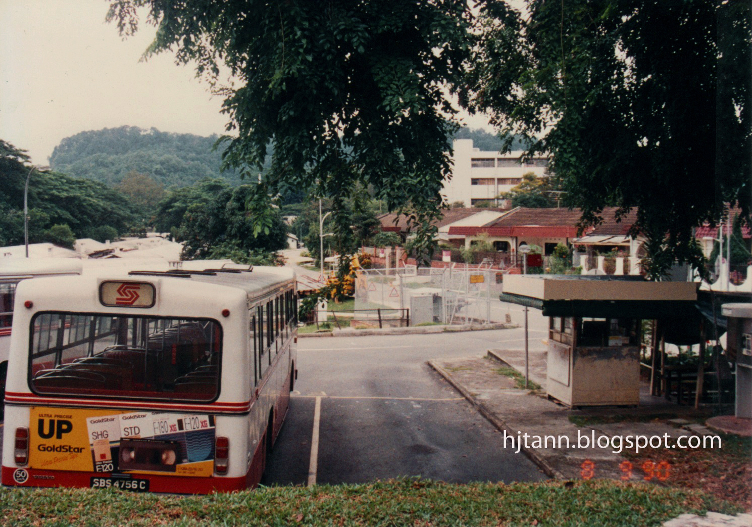 hjtann photo blog: Singapore Heritage - Old bus stop shelters