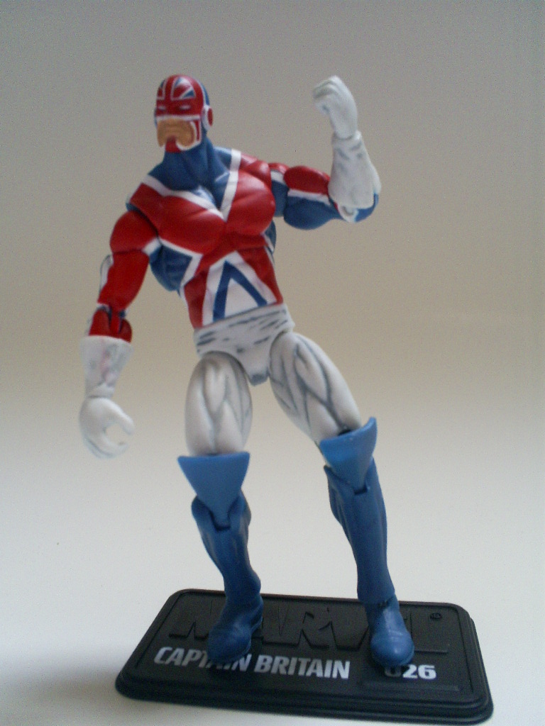 That Figures: REVIEW: Marvel Universe's Captain Britain
