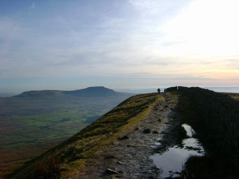 Yorkshire Dales mountains, fells & hills, by Mark Reid: Whernside (736m)