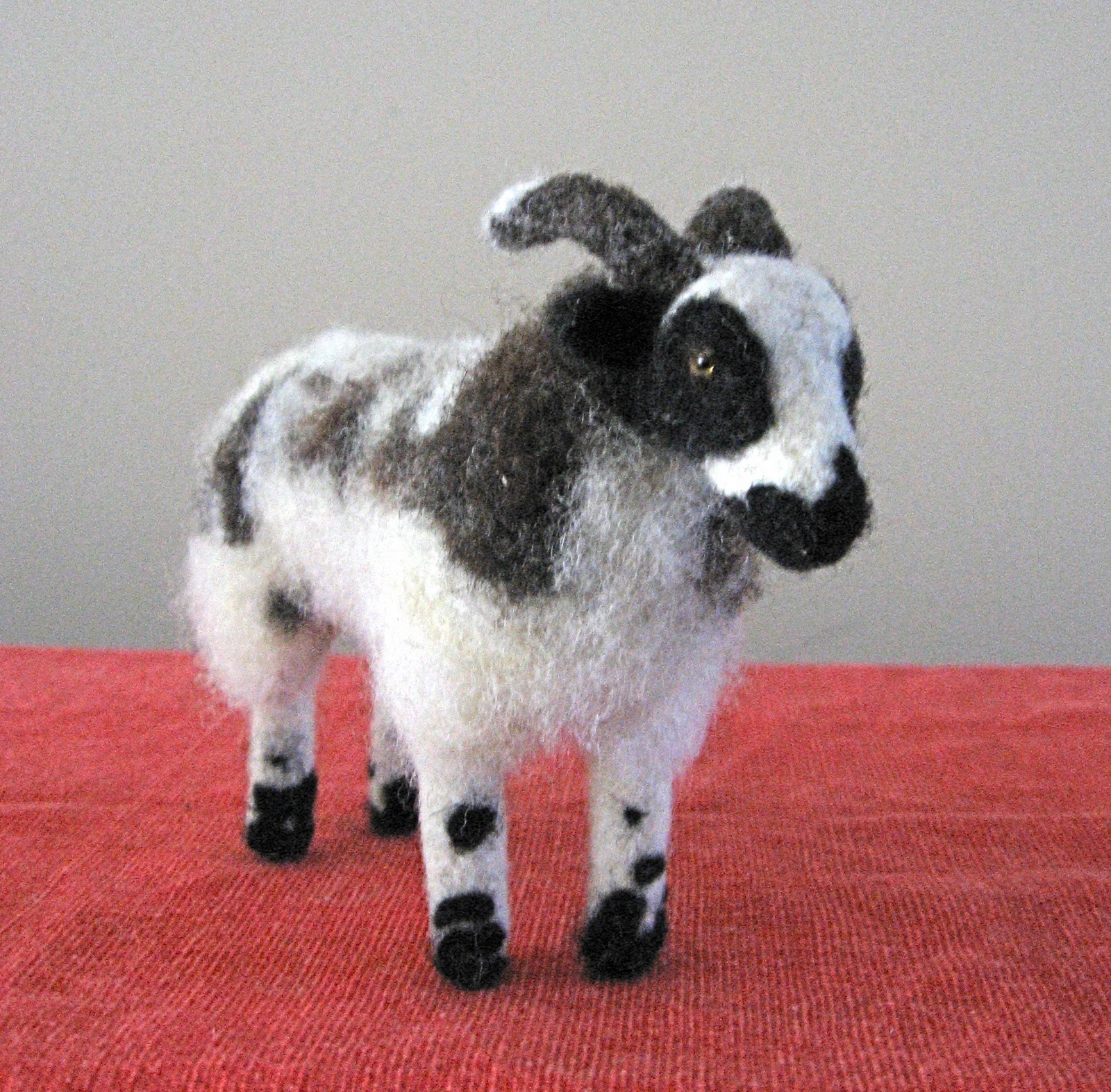 FarmGirl Arts: Jacob Sheep Sculpture: Christmas commission