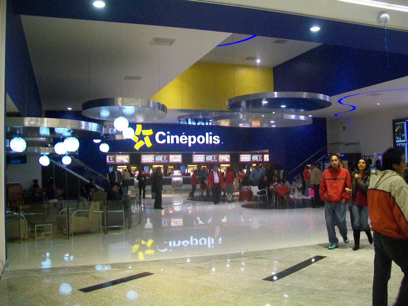 Proyectos Zona Metropolitana de Orizaba: Y MAS DE CINEPOLIS