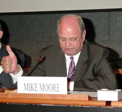 DEBILIDAD INSTITUCIONAL EN NUESTRO PAÍS : PLANTEAMIENTOS