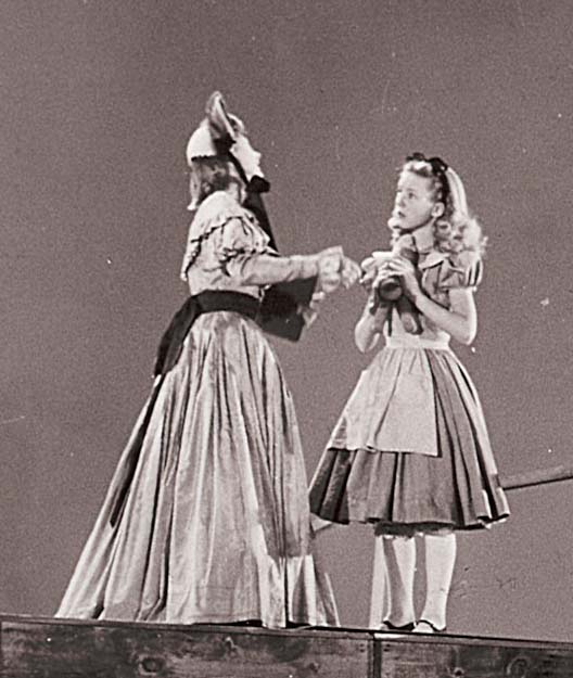 Vintage Disney Alice in Wonderland: Live Action Reference Photo A-SPEC ...