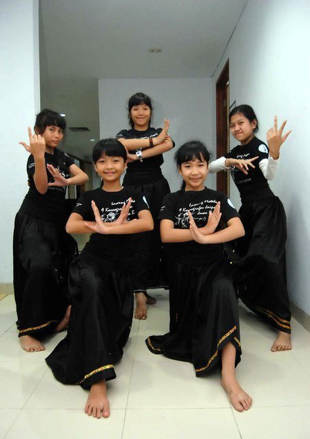 Rumingkang Indonesia Mencari Bakat: photo Rumingkang