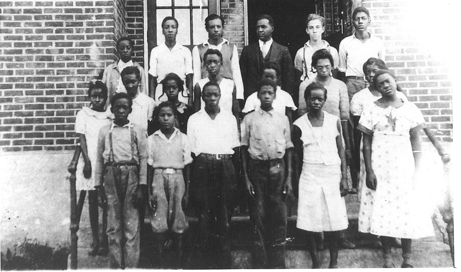 FOLKWAYS NOTEBOOK: SCHOOL SEGREGATION: THERE WAS A TIME -- NO LONGER