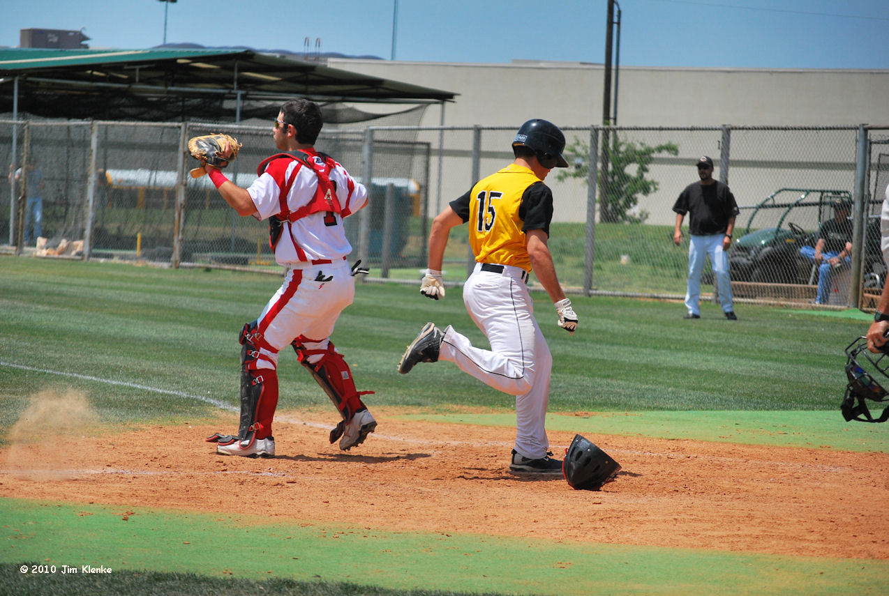 Terrell Daily Photo: Game 3 goes to the Yellow Jackets
