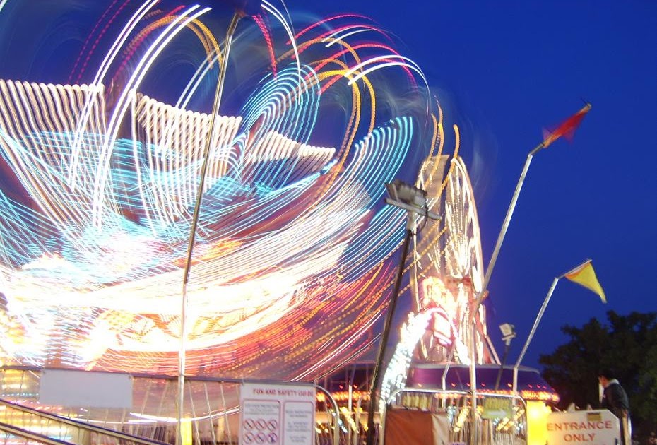 Terrell Daily Photo: Carnival ride at night