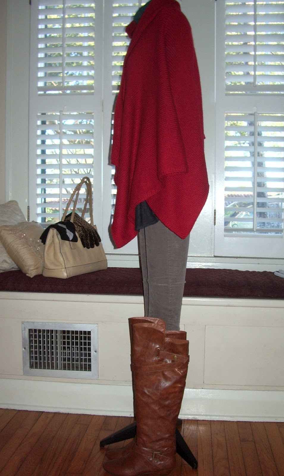 WobiSobi: Red Sweater Cape