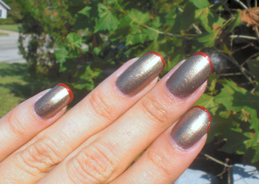 Wet n Wild Shield & A Skinny Funky French Manicure