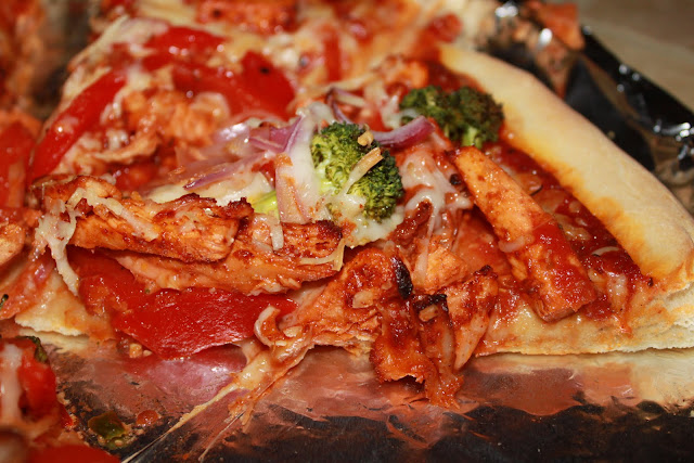 Gourmet Tandoori Chicken Pizza Gourmet Tandoori Chicken Pizza